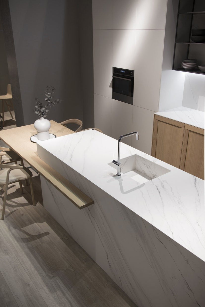 SinterClad, Porcelain Slab, Naturale Collection, Calacatta Lincon ...